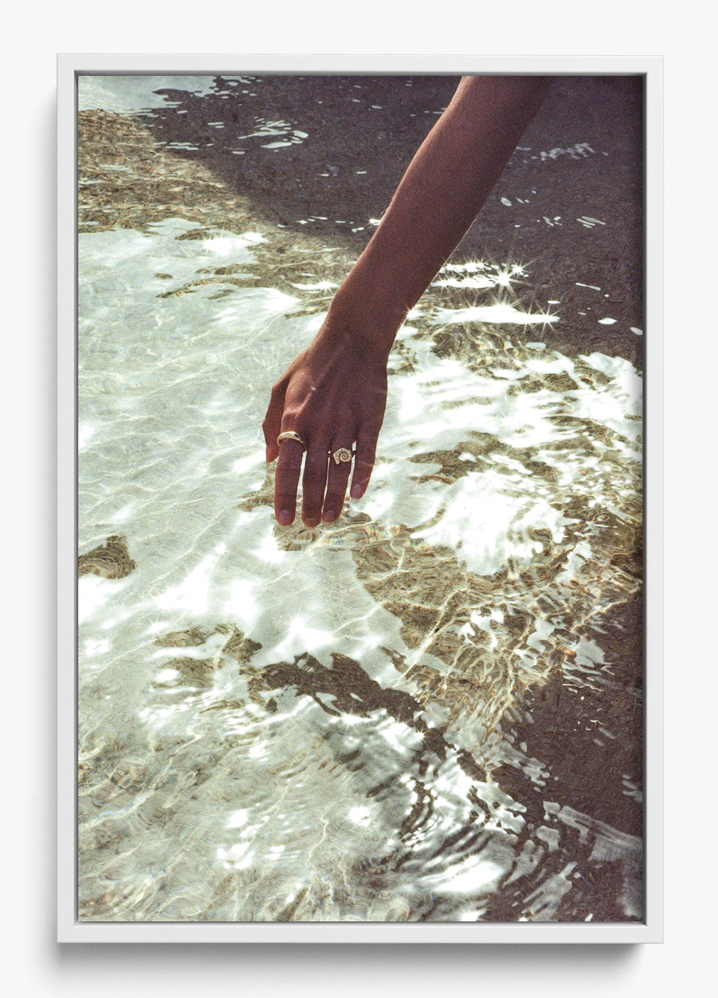 Catching Sea Stars – H E L M + O A R